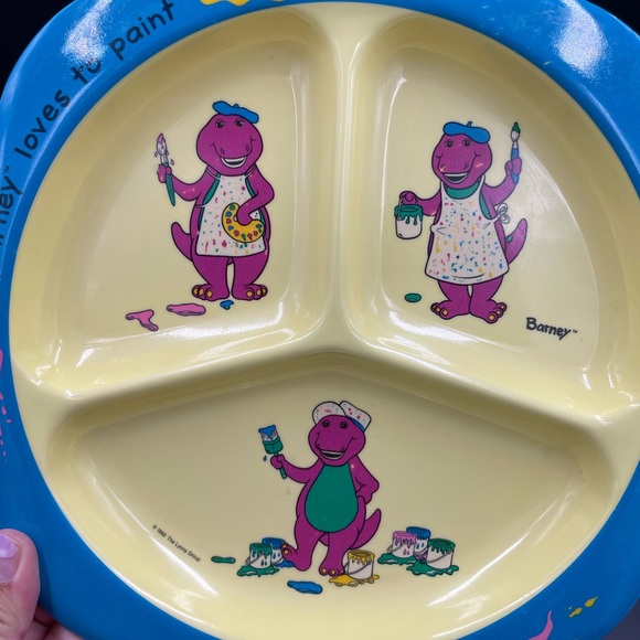 Barney | Other | Vintage Barney Loves To Paint 992 Childrens Plate ...